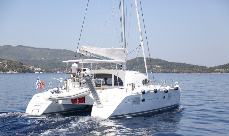 Charter Catamaran Lagoon 380 in Volos Marina, Volos | Master Yachting