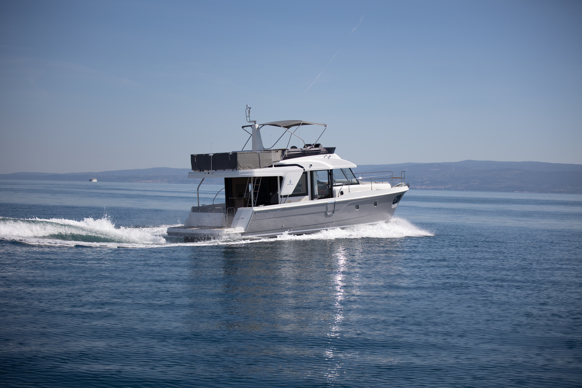 Charter Power boat Swift Trawler 41 in Marina Nava, Split | Sailogy