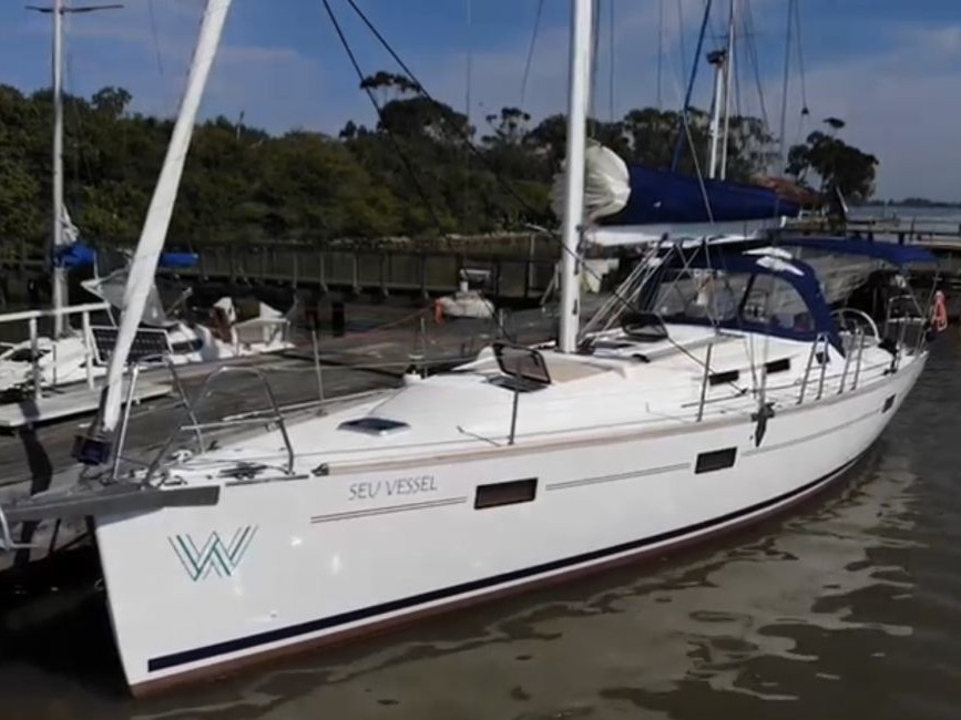 Charter Sailing boat Delta 41 in Marina Farol De Paraty, Paraty | Sailogy