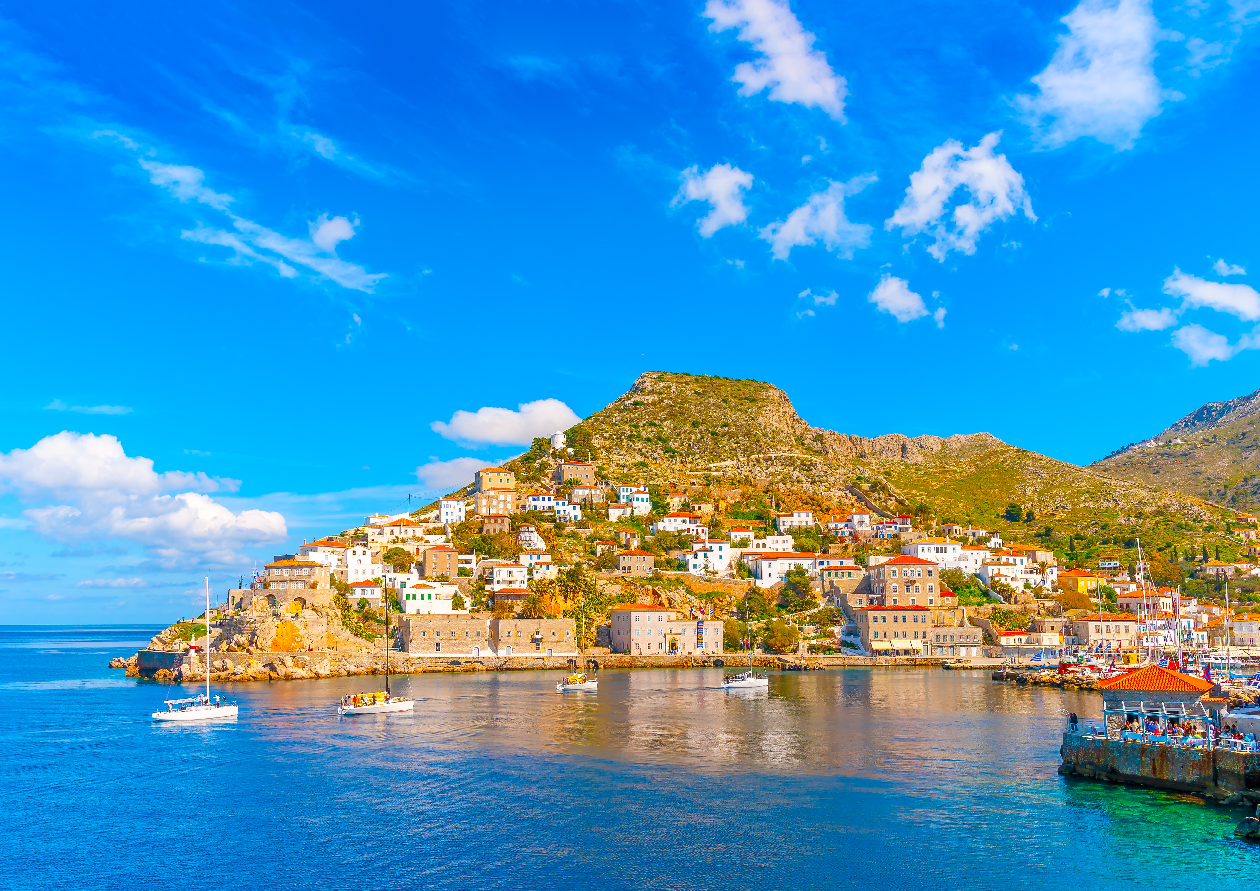 Find a sailing boat in Hydra for rent | Master Yachting